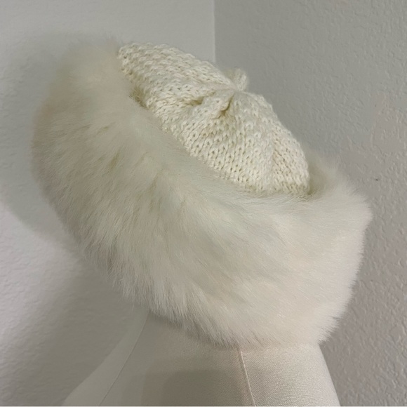 Aris | Accessories | Aris White Knit Hat With Genuine Fur Trim Vintage ...